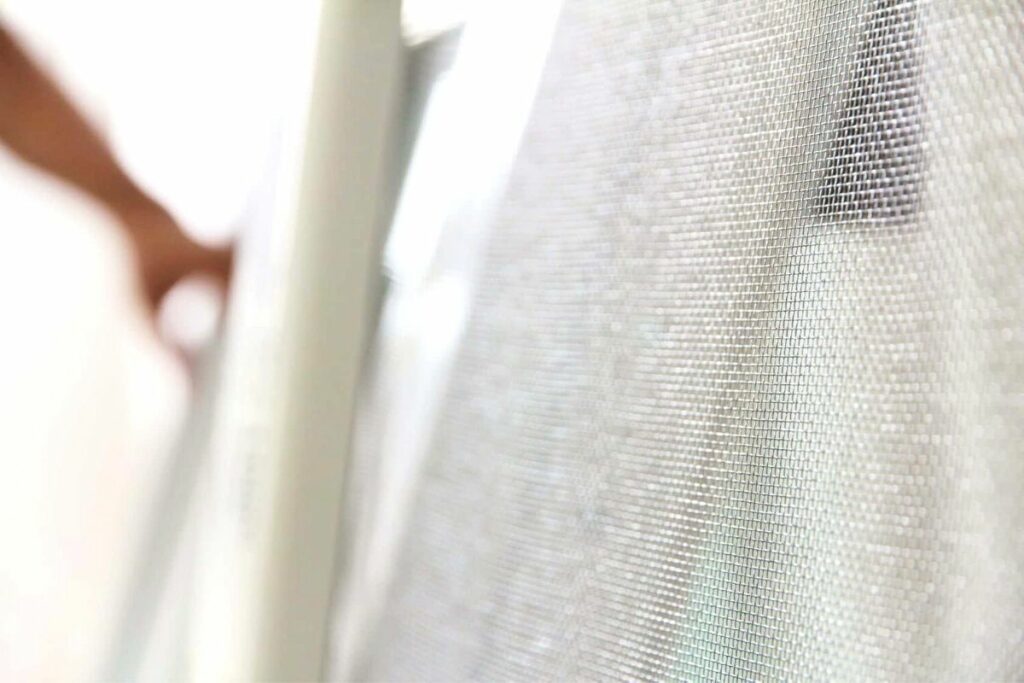 Cómo Instalar una Mosquitera Fija - Mosquiteras24h